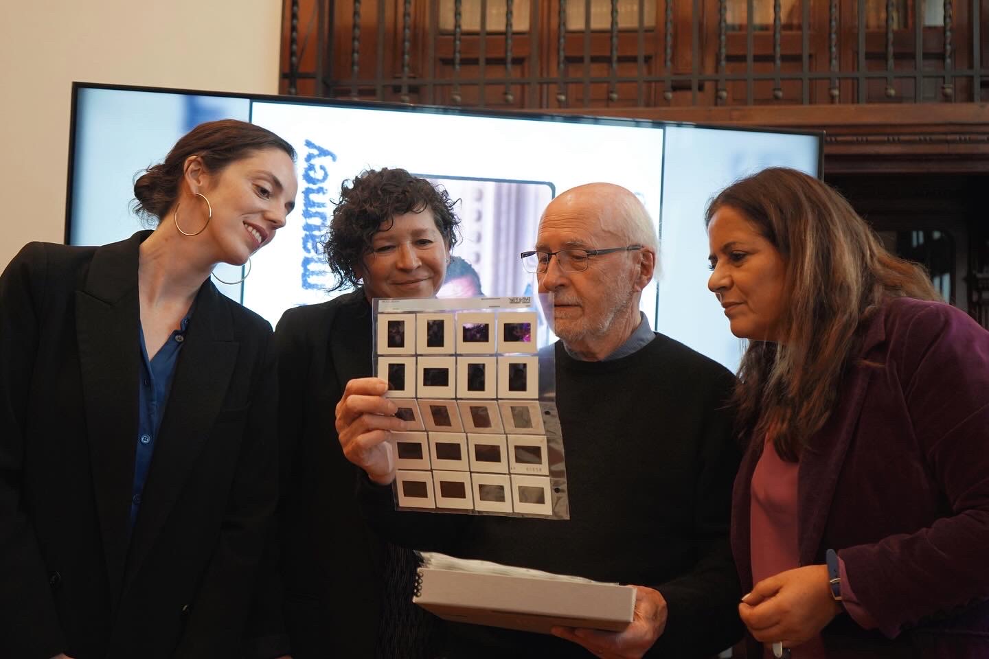 Michael Mauney donó a la Biblioteca Nacional valiosa colección de fotografías del Presidente ...